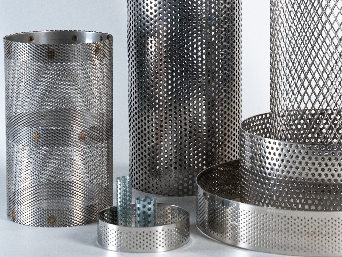 Custom core and perforated tubes | CM
